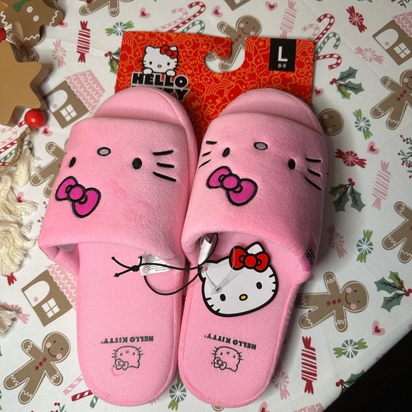Hello Kitty | Shoes | Pink Hello Kitty Slippersshoes | Poshmark